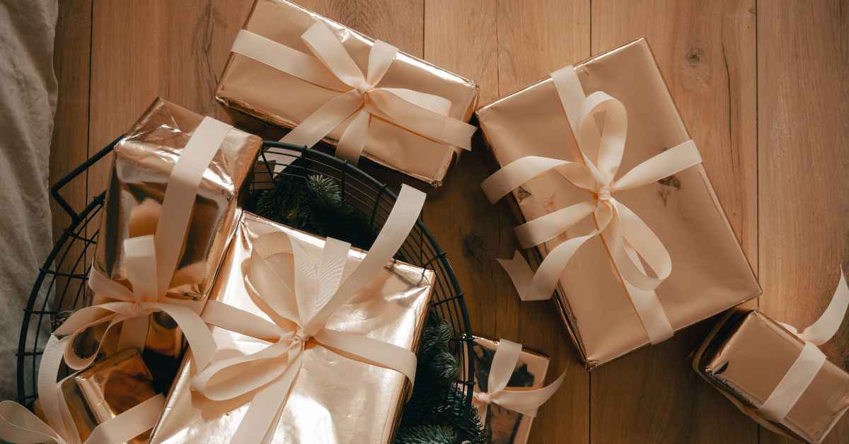 Types of Corporate Gifts for Different Recipients